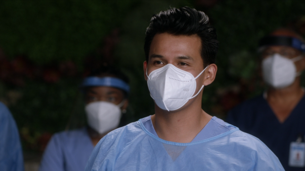 Robert I. Mesa incarne le premier médecin amérindien dans Grey's ...