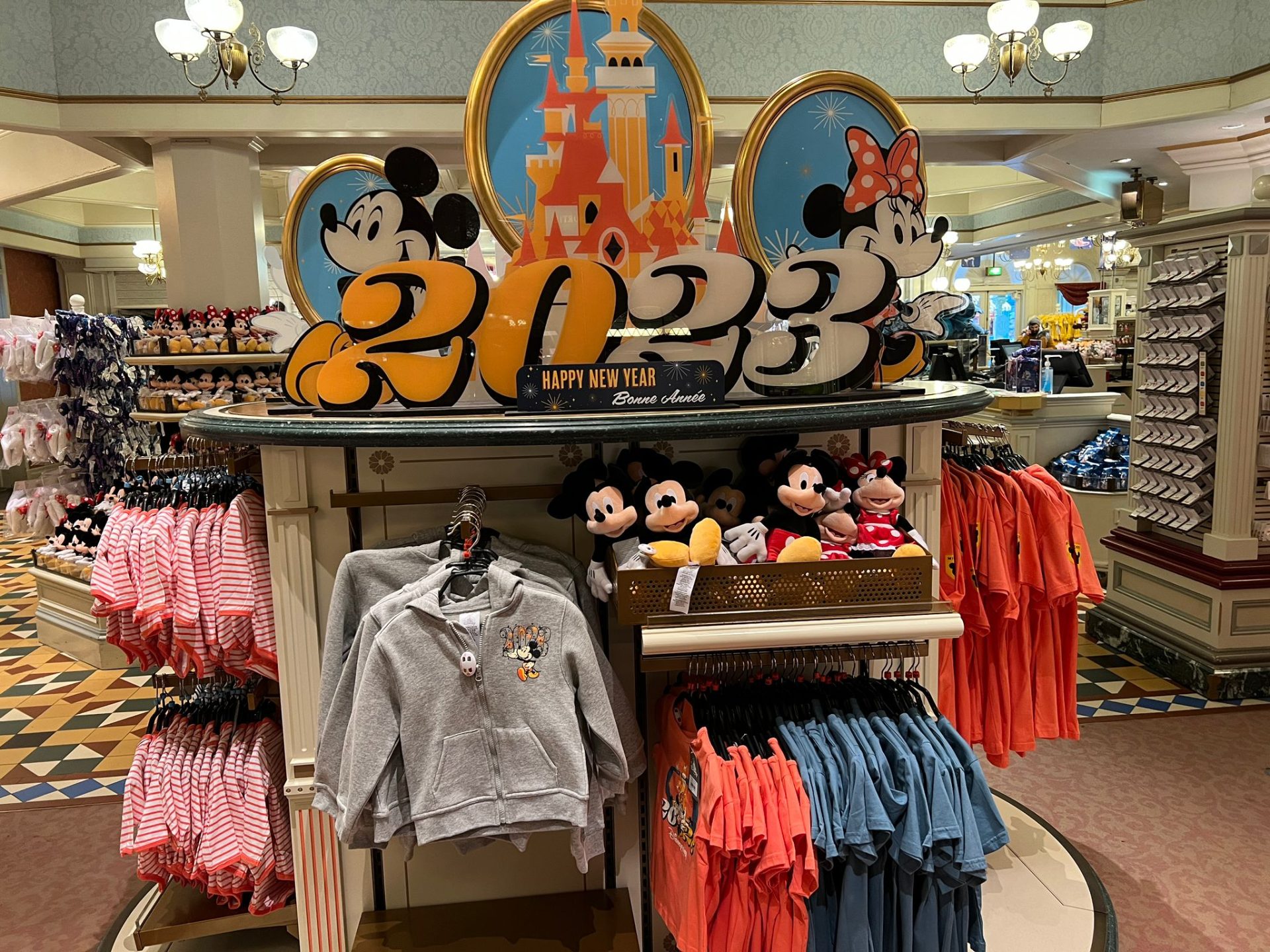 La collection merchandise 2023 à Disneyland Paris | Disneyphile