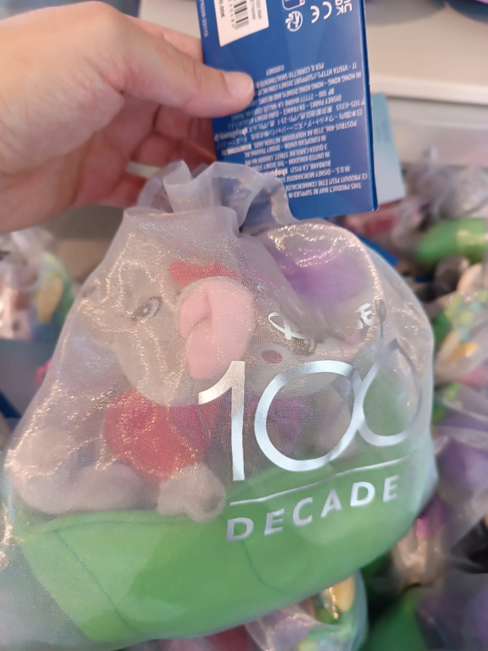 La collection Disney 100 Decades à Disneyland Paris | Disneyphile