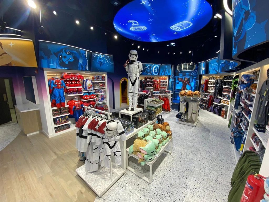 Doha au Qatar accueille son premier Disney Store autonome | Disneyphile